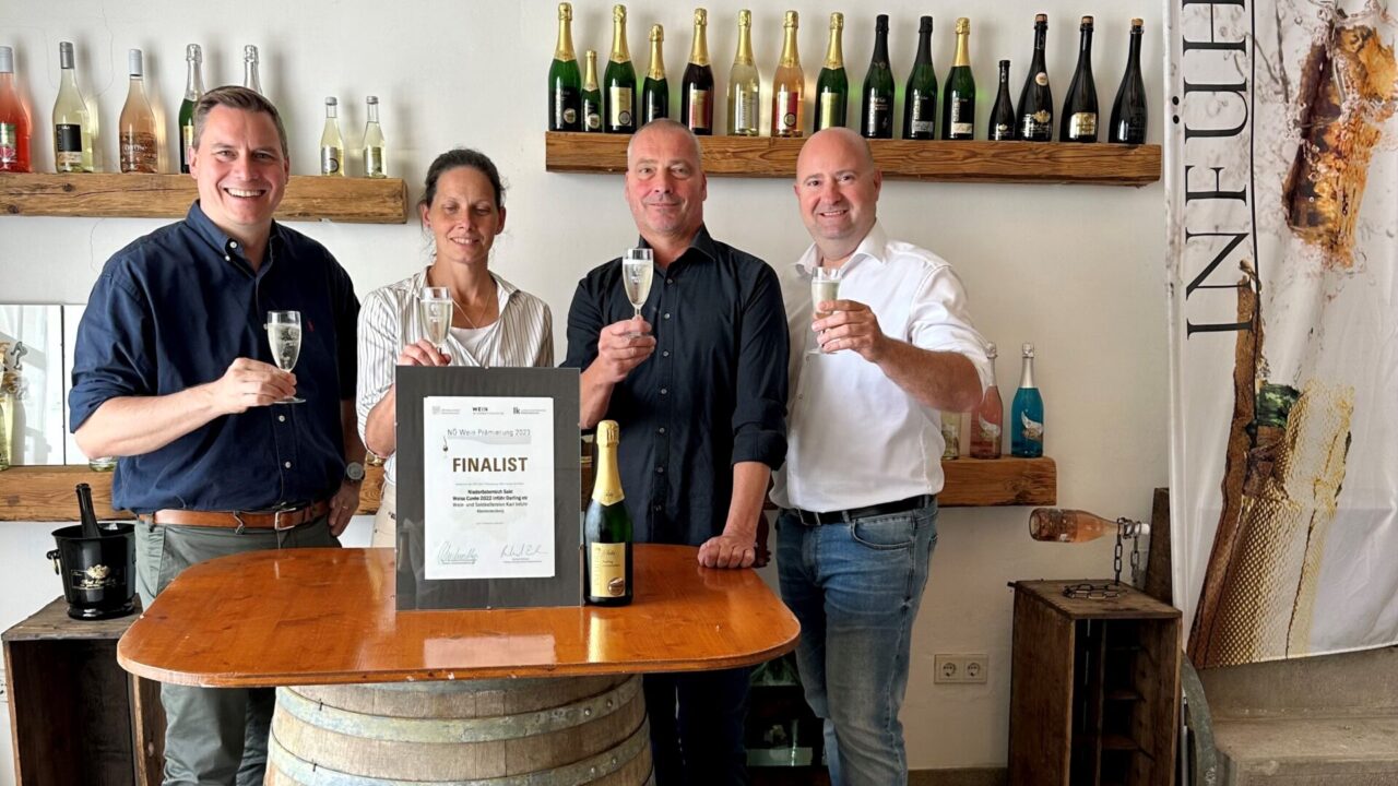 Auszeichnung für Sektkellerei Inführ - Wirtschaftsbund Niederösterreich ...